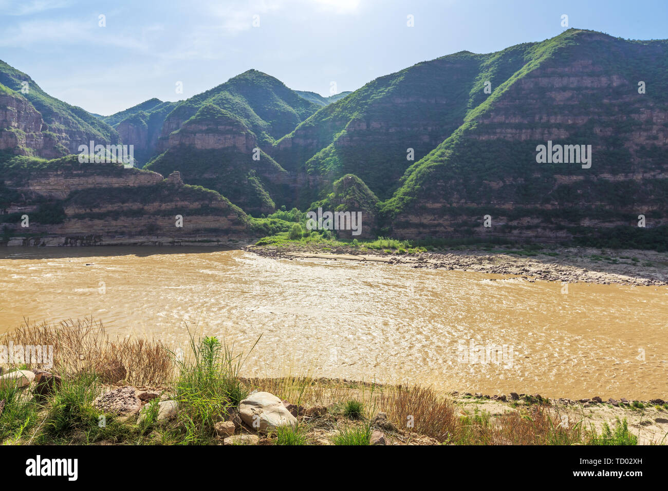 Beautiful scenic mountains hi-res stock photography and images - Alamy