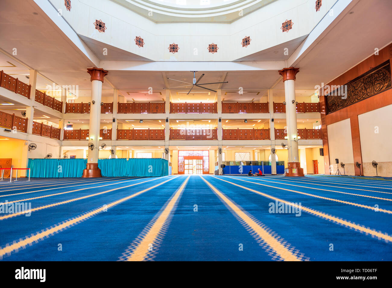 Sabah Pink Mosque Stock Photo - Alamy