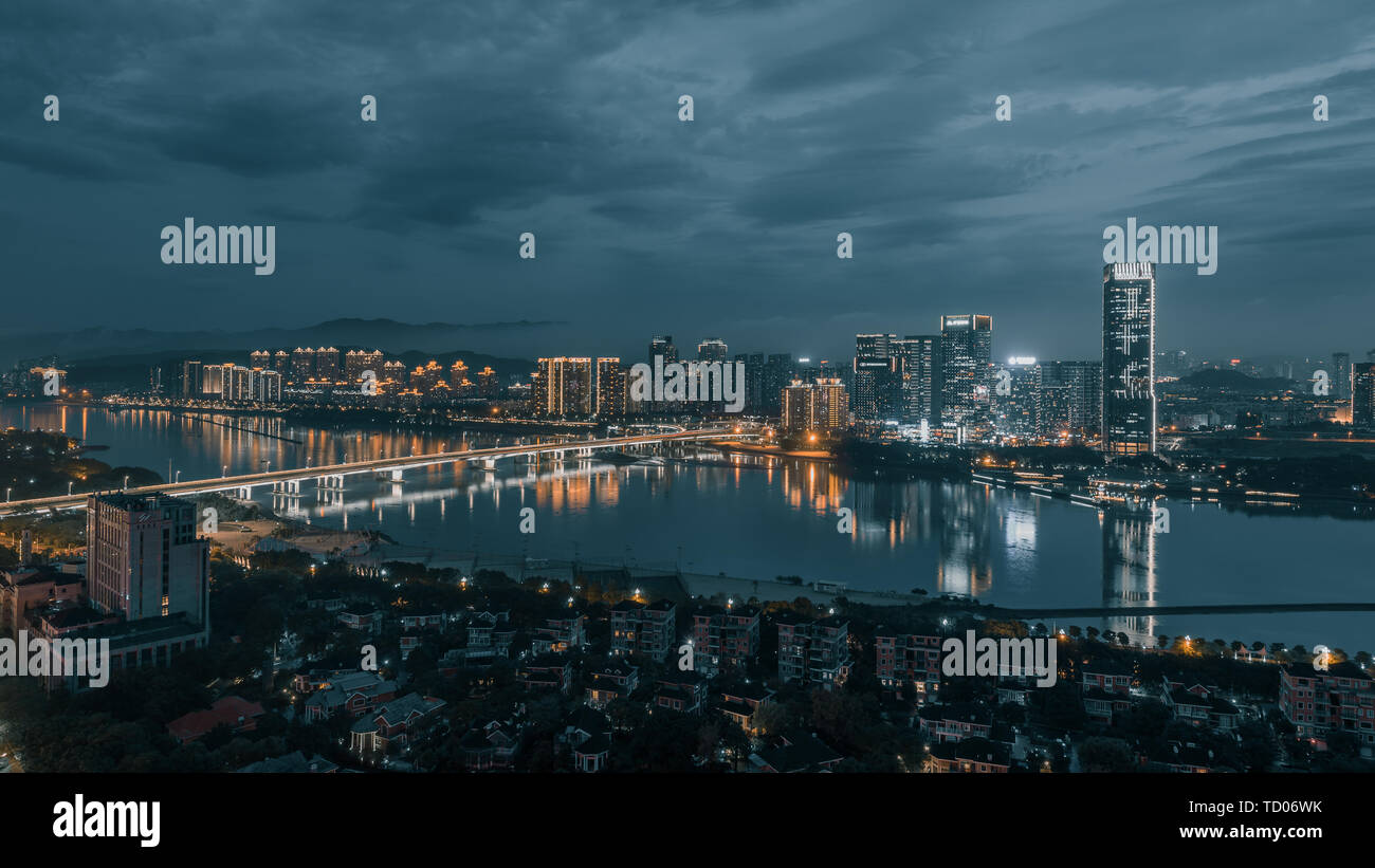 On both sides of the Minjiang River, the most high-end residential and ...