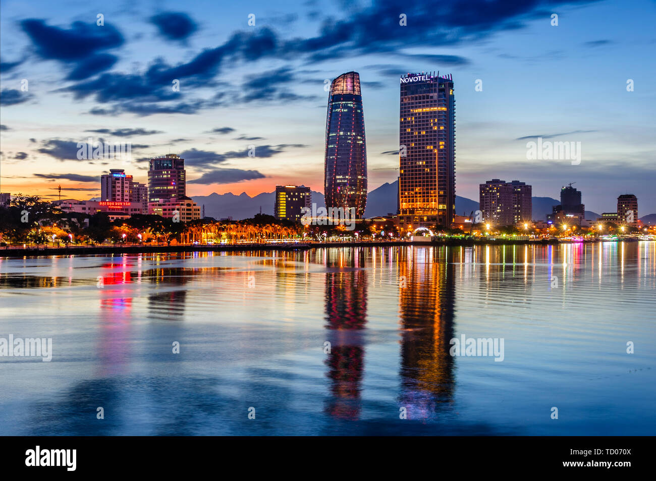Da nang vietnam port hi-res stock photography and images - Alamy