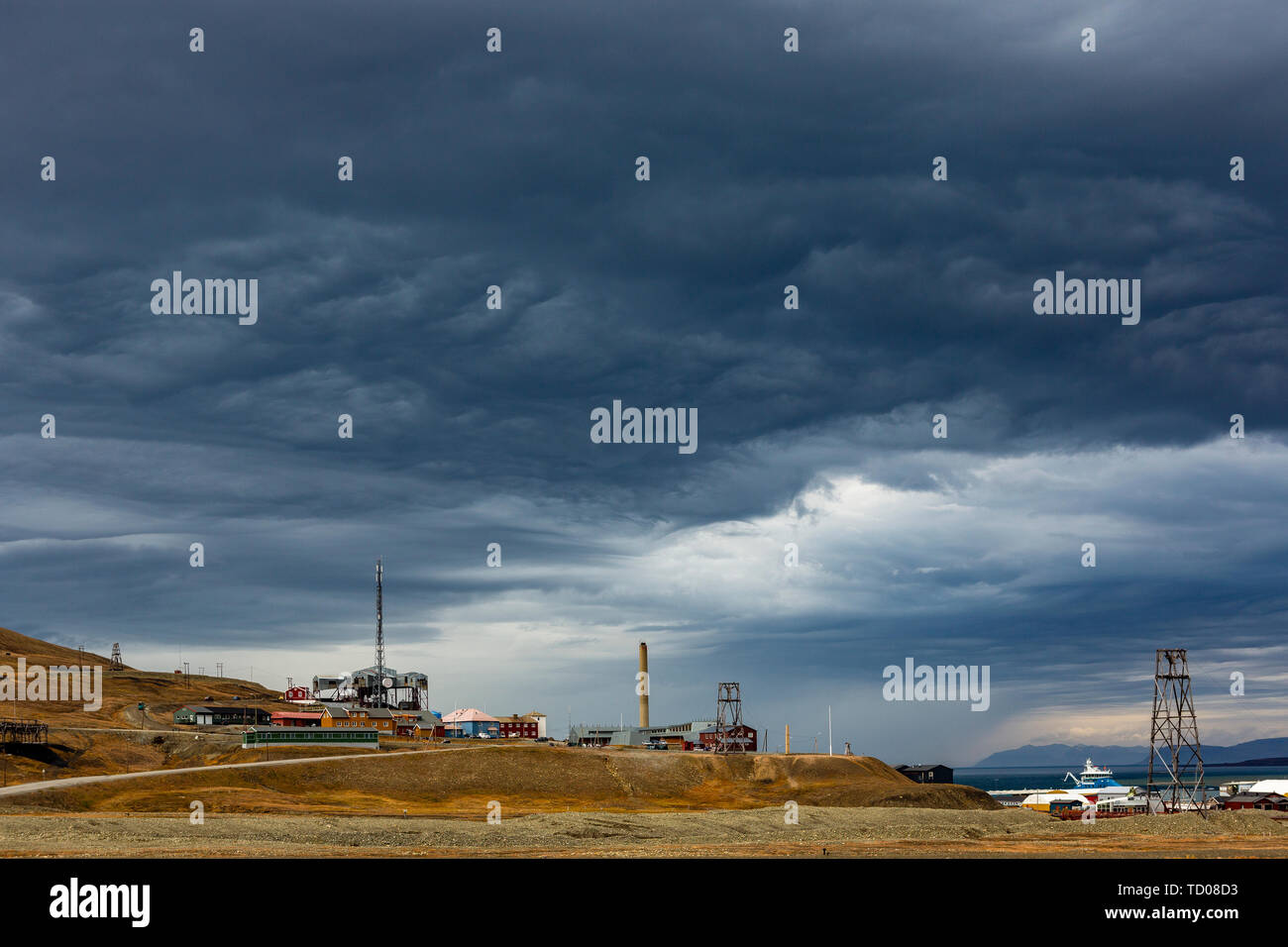 Svalbard landscape nature of the mountains of Spitsbergen Longyearbyen ...