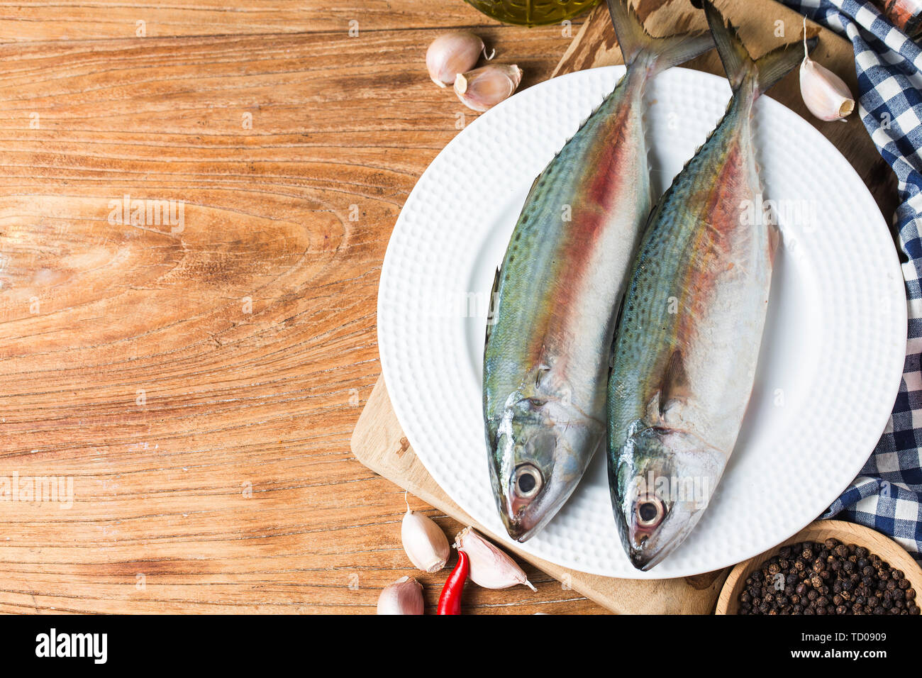 Fresh sea fish Stock Photo - Alamy