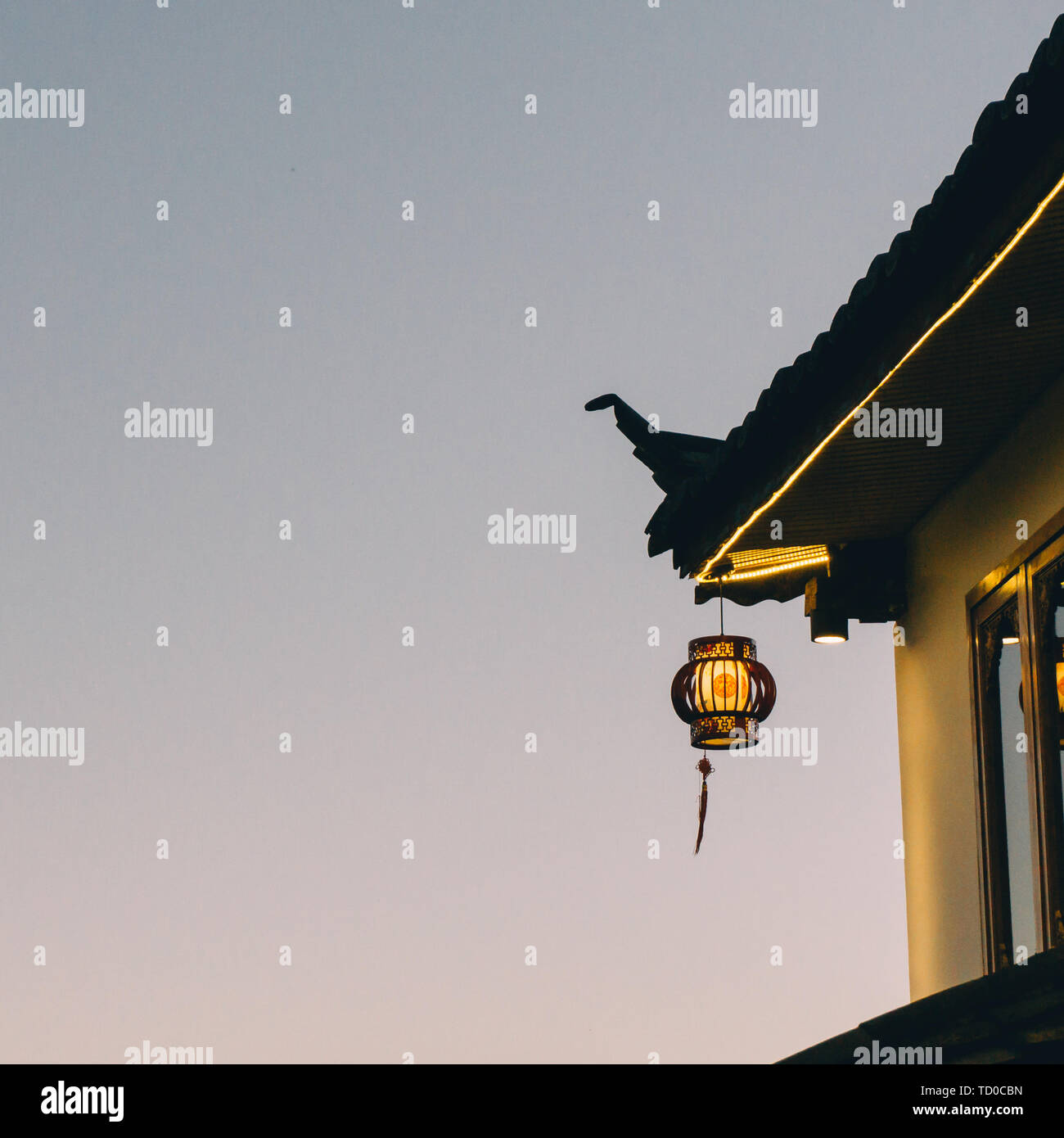 Evenings roofs hi-res stock photography and images - Alamy