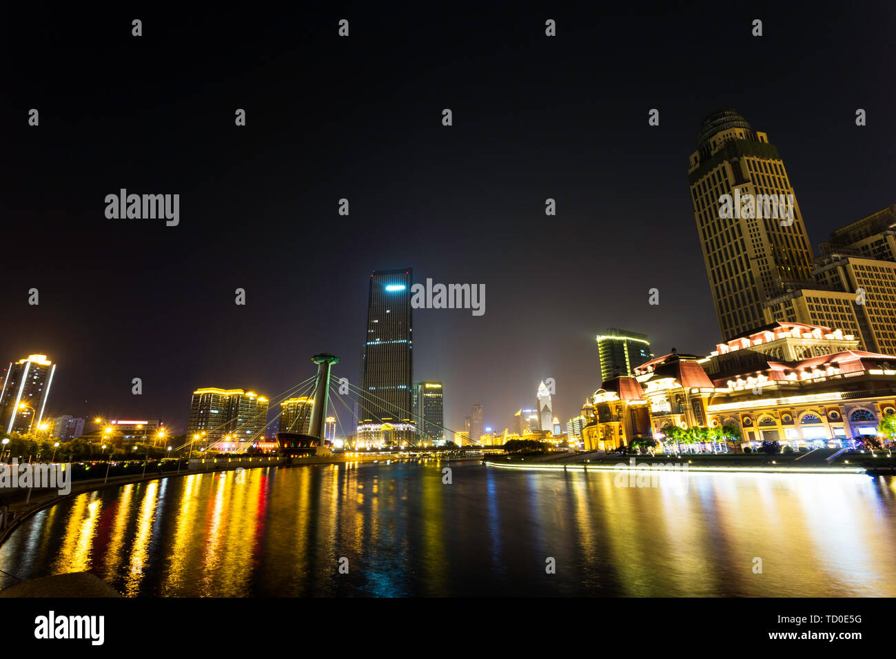 Modern photography at riverbank Stock Photo - Alamy