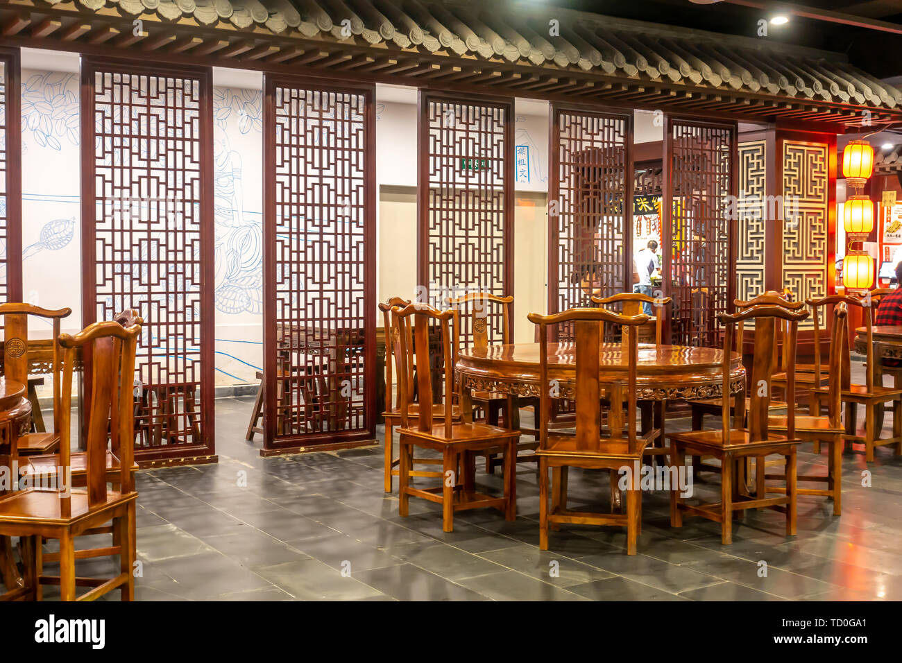 Chinese style restaurant Stock Photo - Alamy