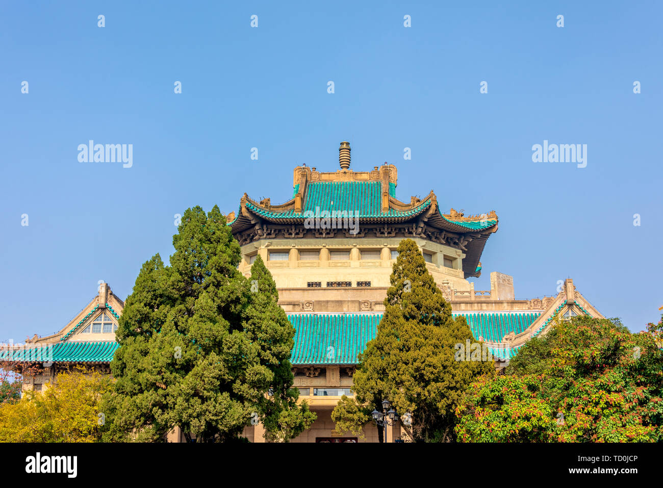 Wuhan university hi-res stock photography and images - Alamy