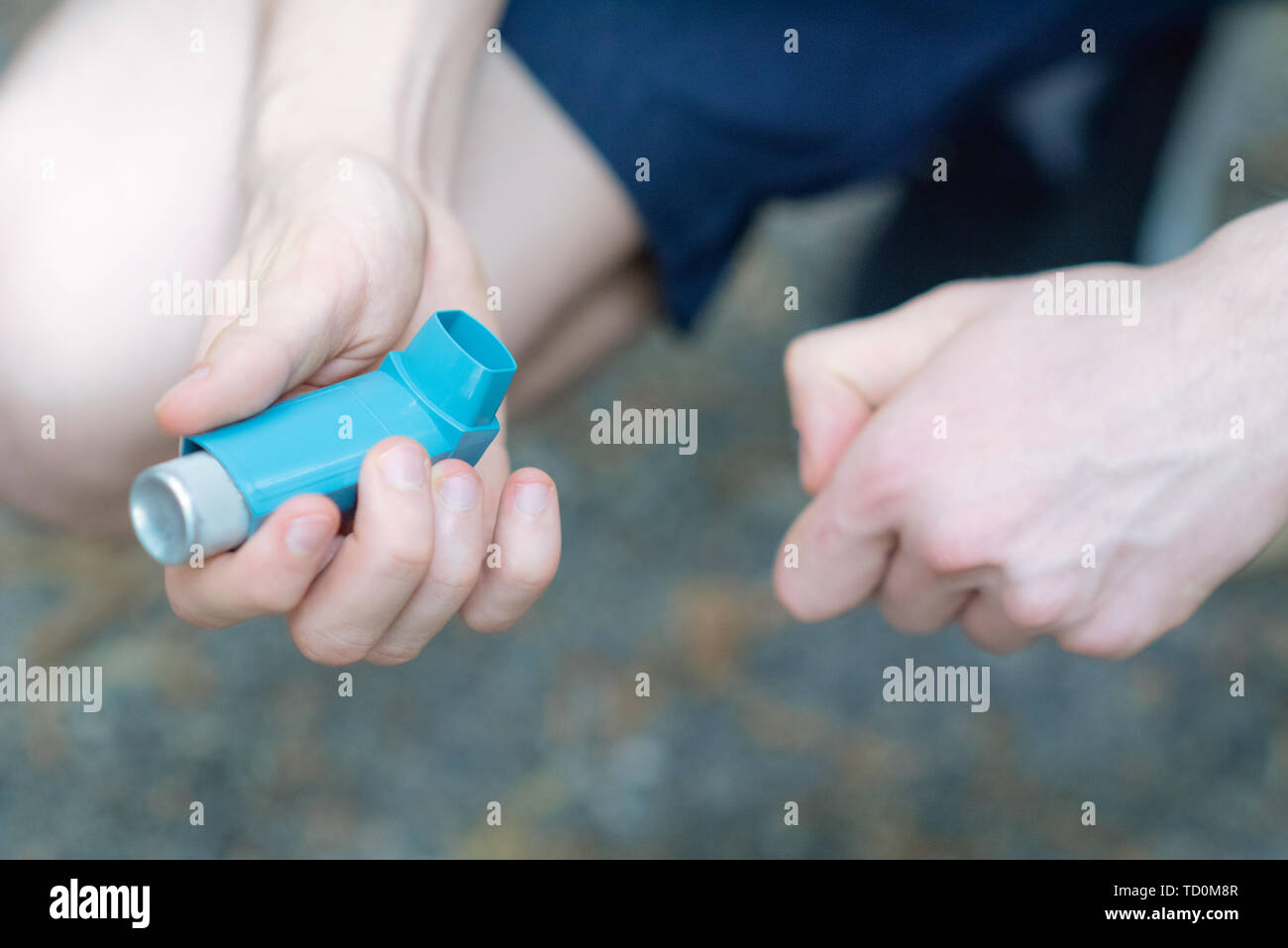 Asthma inhalers hi-res stock photography and images - Alamy