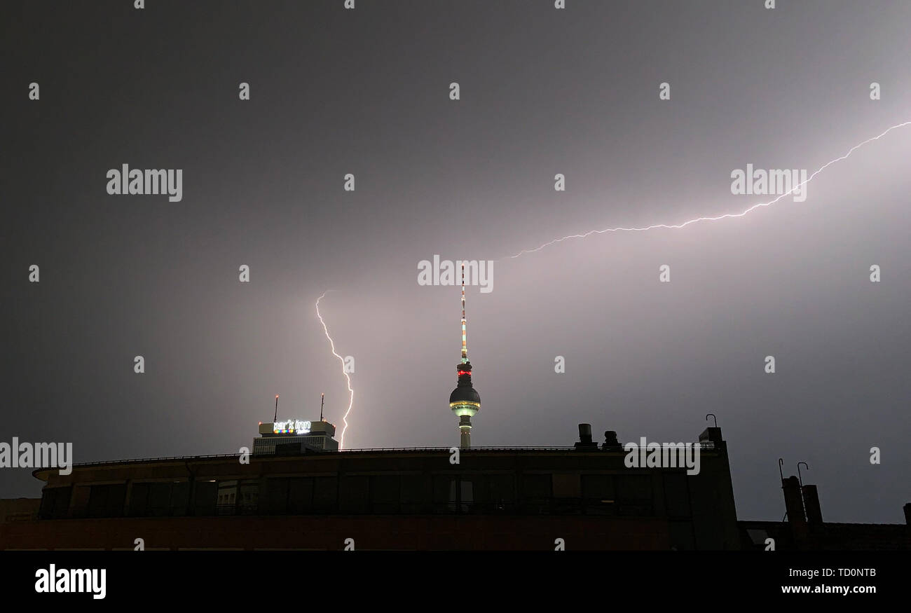 Berlin, Germany. 10th June, 2019. Flashes of lightning twitch across ...