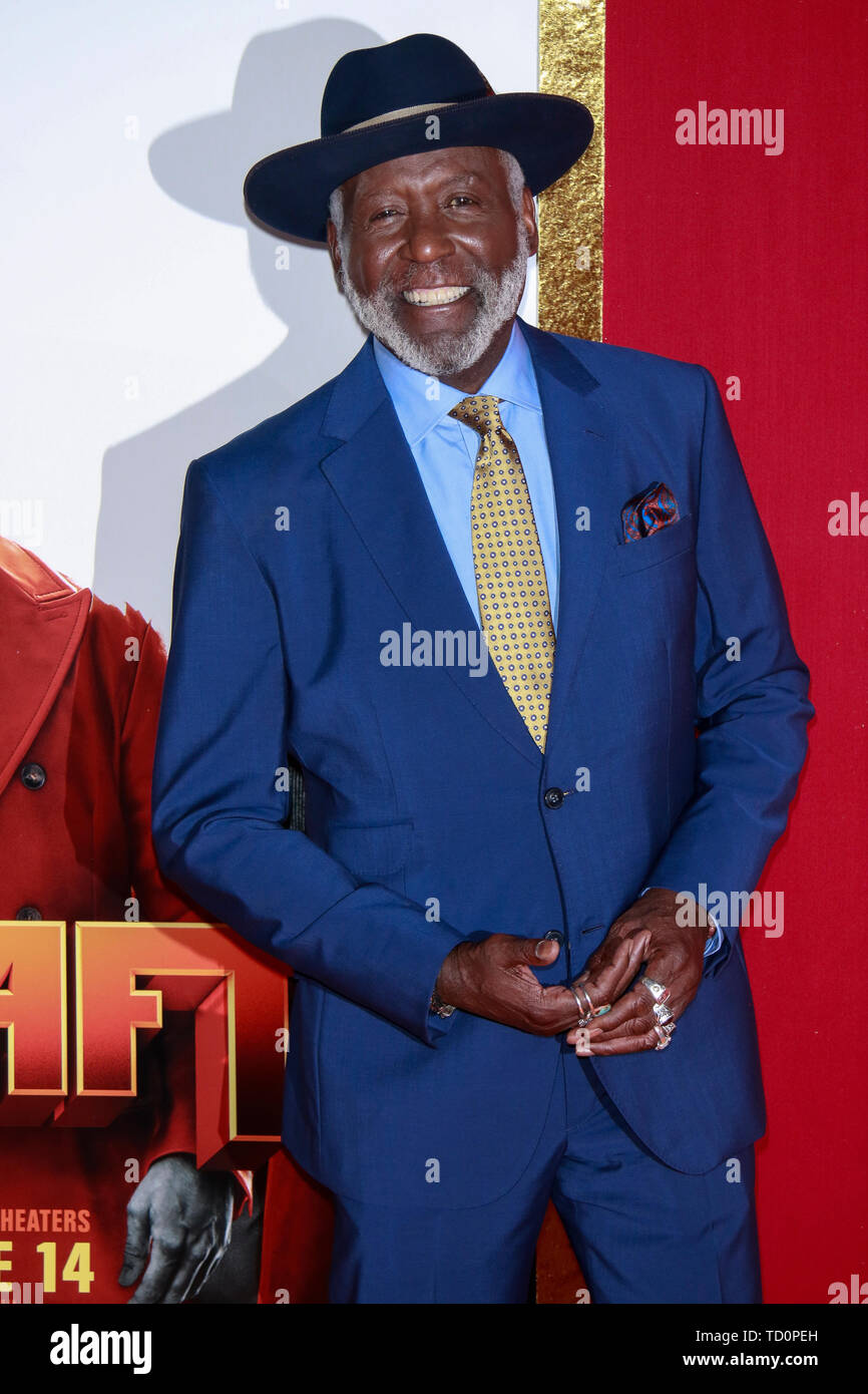 Richard roundtree the shaft hi-res stock photography and images - Alamy