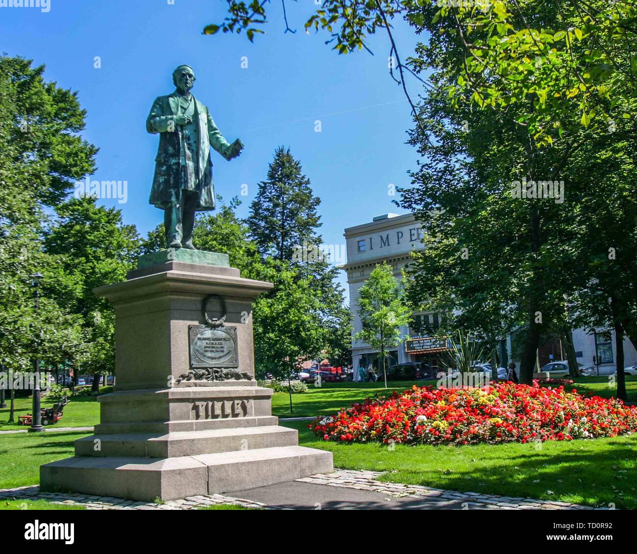 Samuel leonard tilley statue hi-res stock photography and images - Alamy