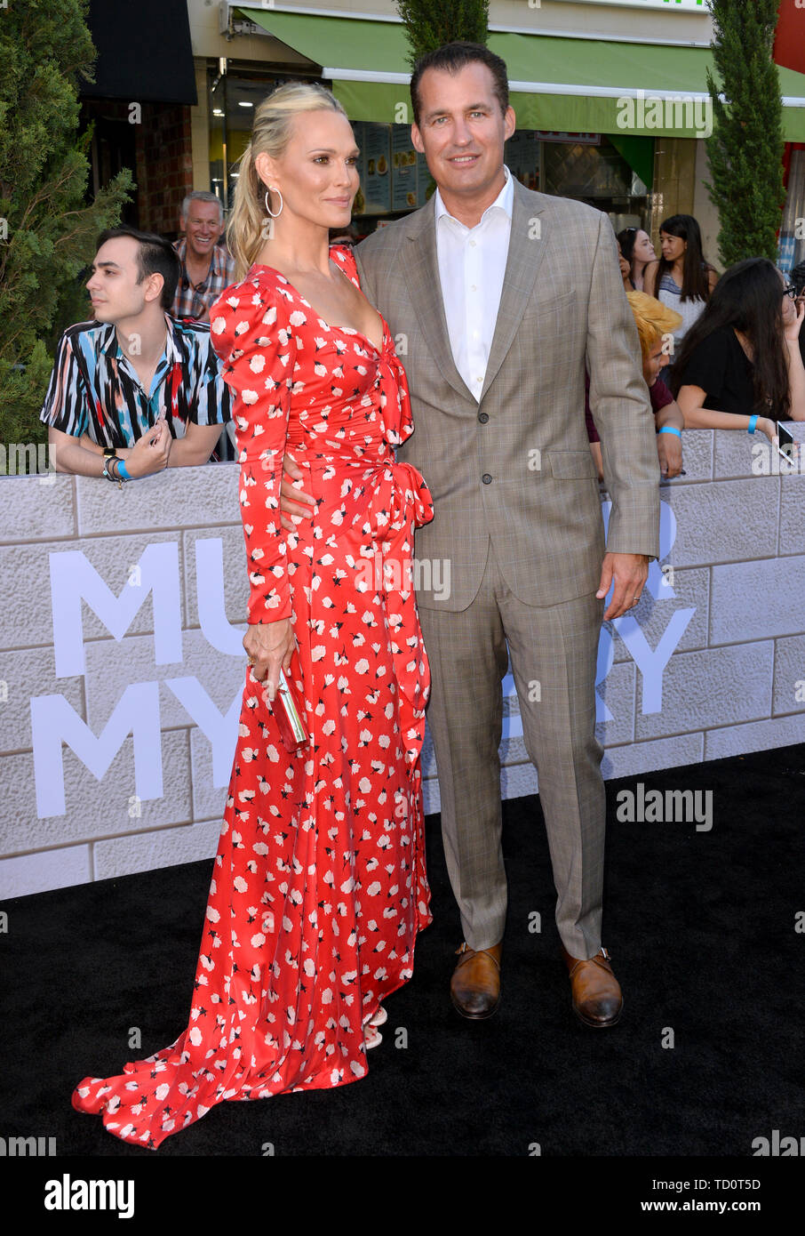 Los Angeles, California, USA. 10th June, 2019. Molly Sims & Scott ...