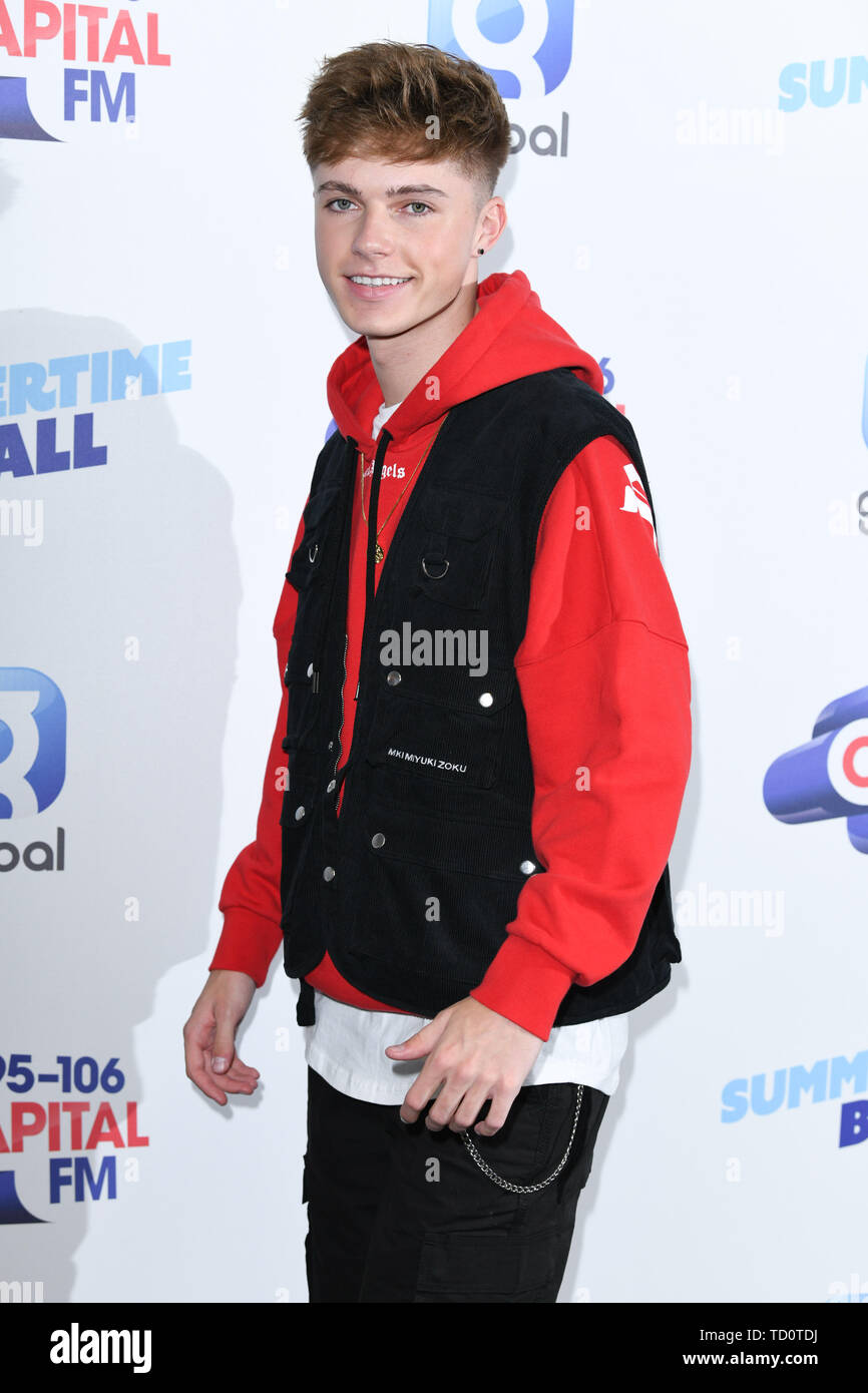 Hrvy hi-res stock photography and images - Alamy