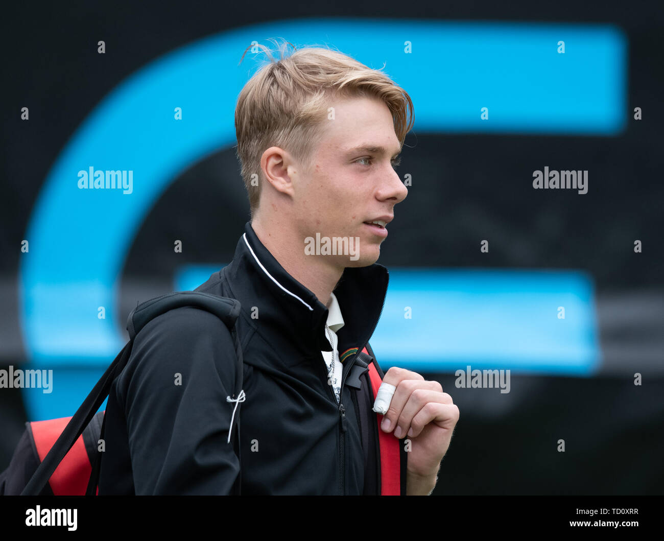 Stuttgart, Germany. 11th June, 2019. Tennis: ATP-Tour - Stuttgart, single, men, 1st round ...