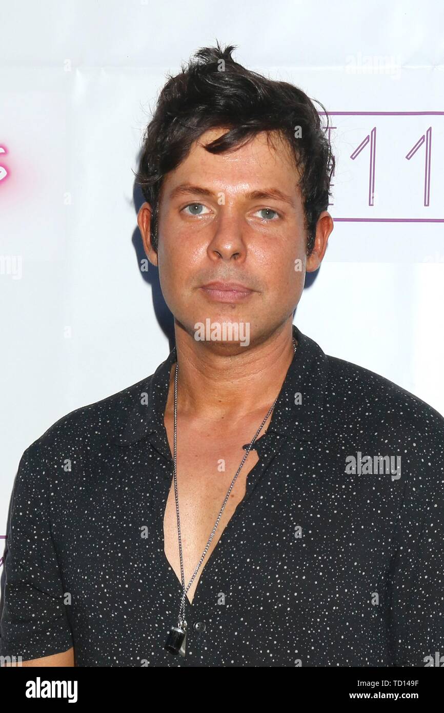 Michael leoni hi-res stock photography and images - Alamy