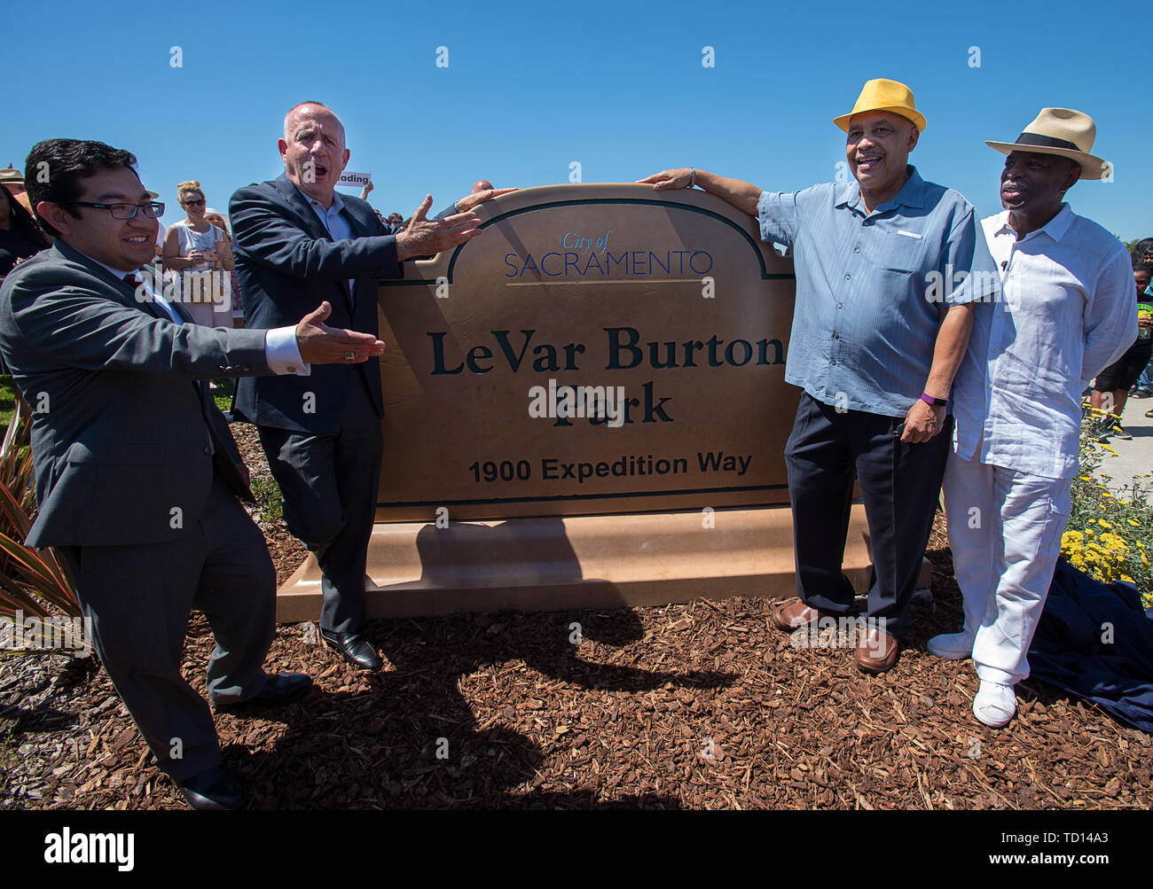 Larry darrell hi-res stock photography and images - Alamy