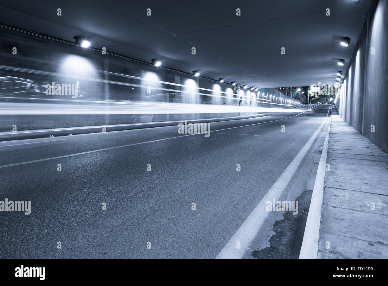 Expressway and car design guide hi-res stock photography and images - Alamy