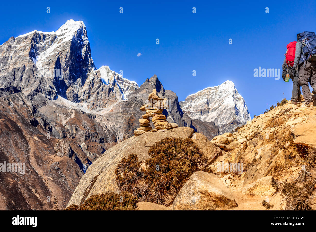 Pheriche valley nepal hi-res stock photography and images - Alamy