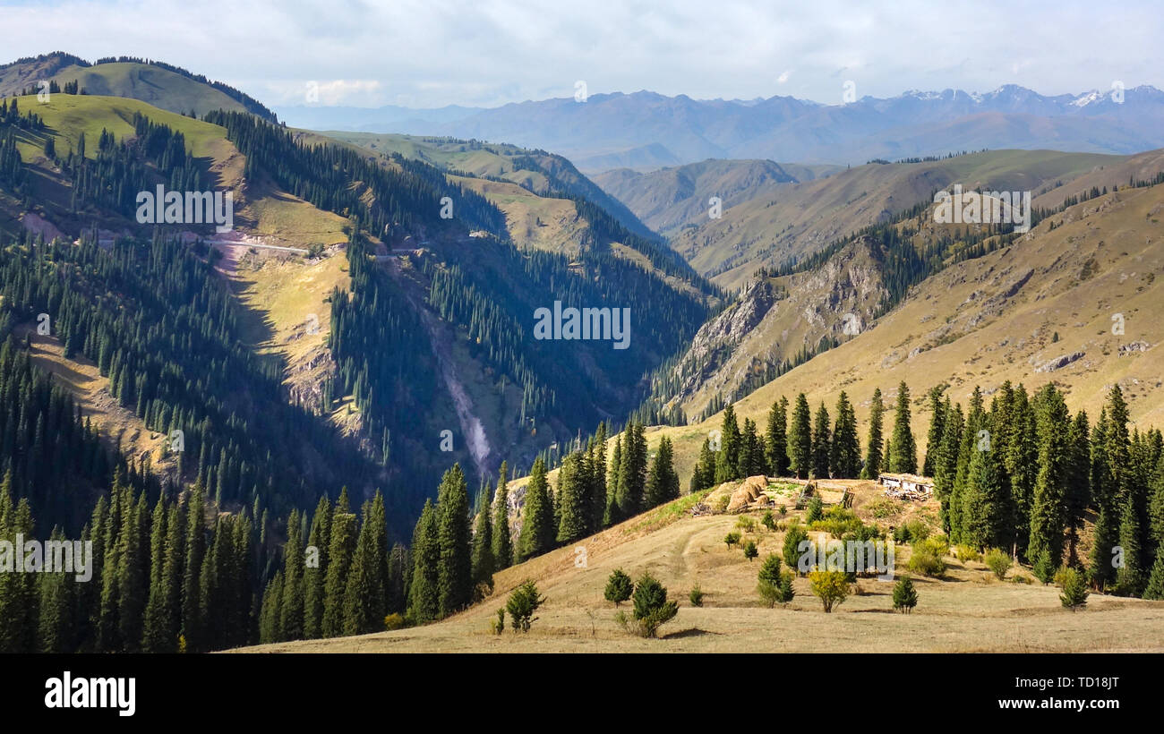 Tianshan scenery hi-res stock photography and images - Alamy