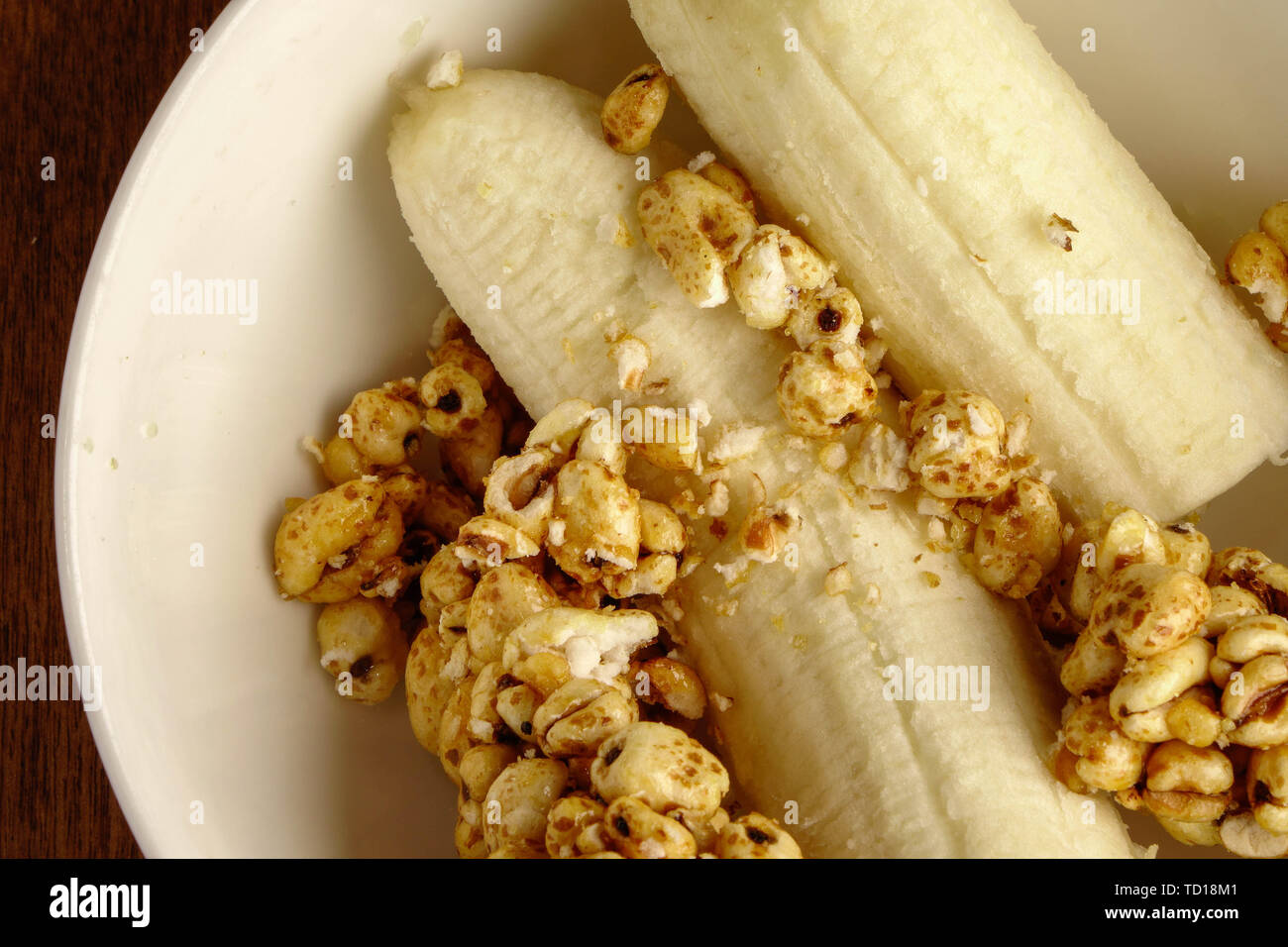 Growing popcorn hi-res stock photography and images - Alamy