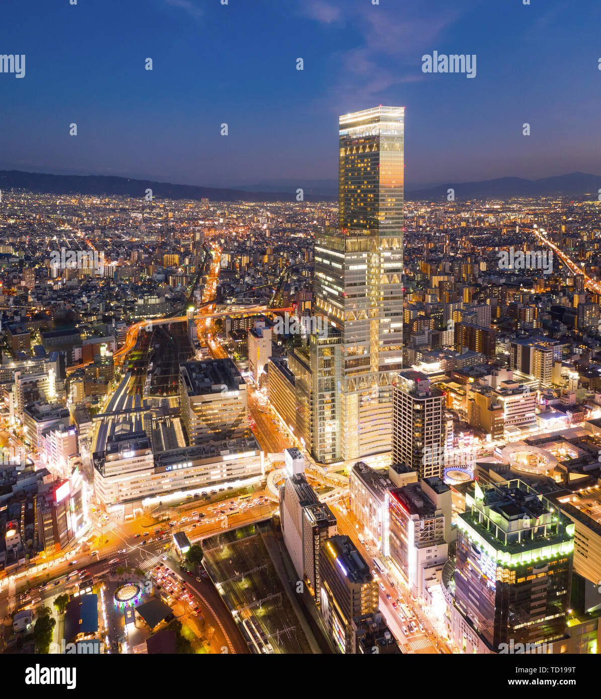 Abeno Osaka, high-rise building Stock Photo - Alamy