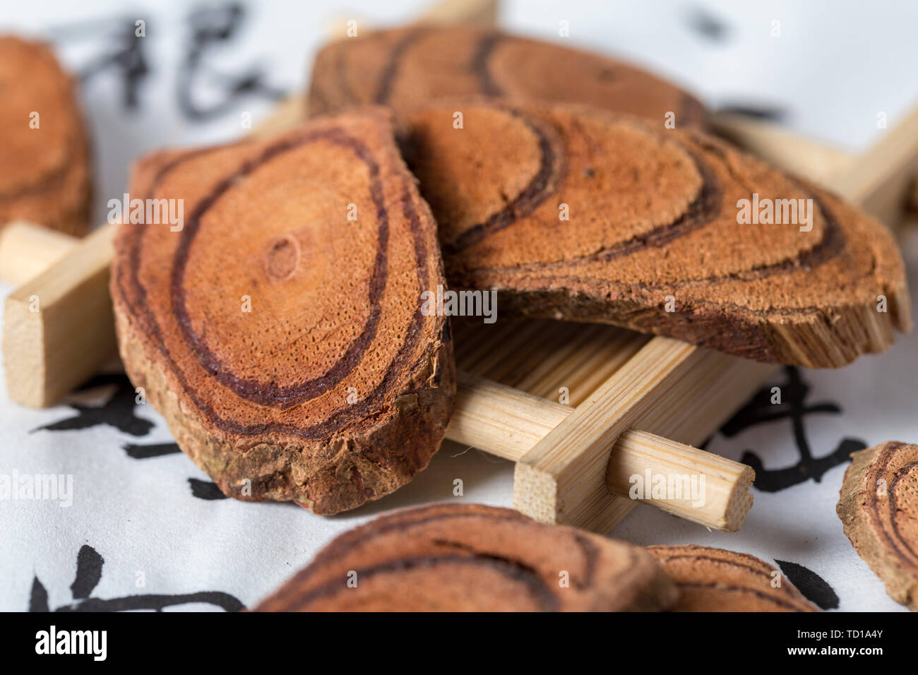 Chinese medicine single close-up chicken blood vine Stock Photo - Alamy