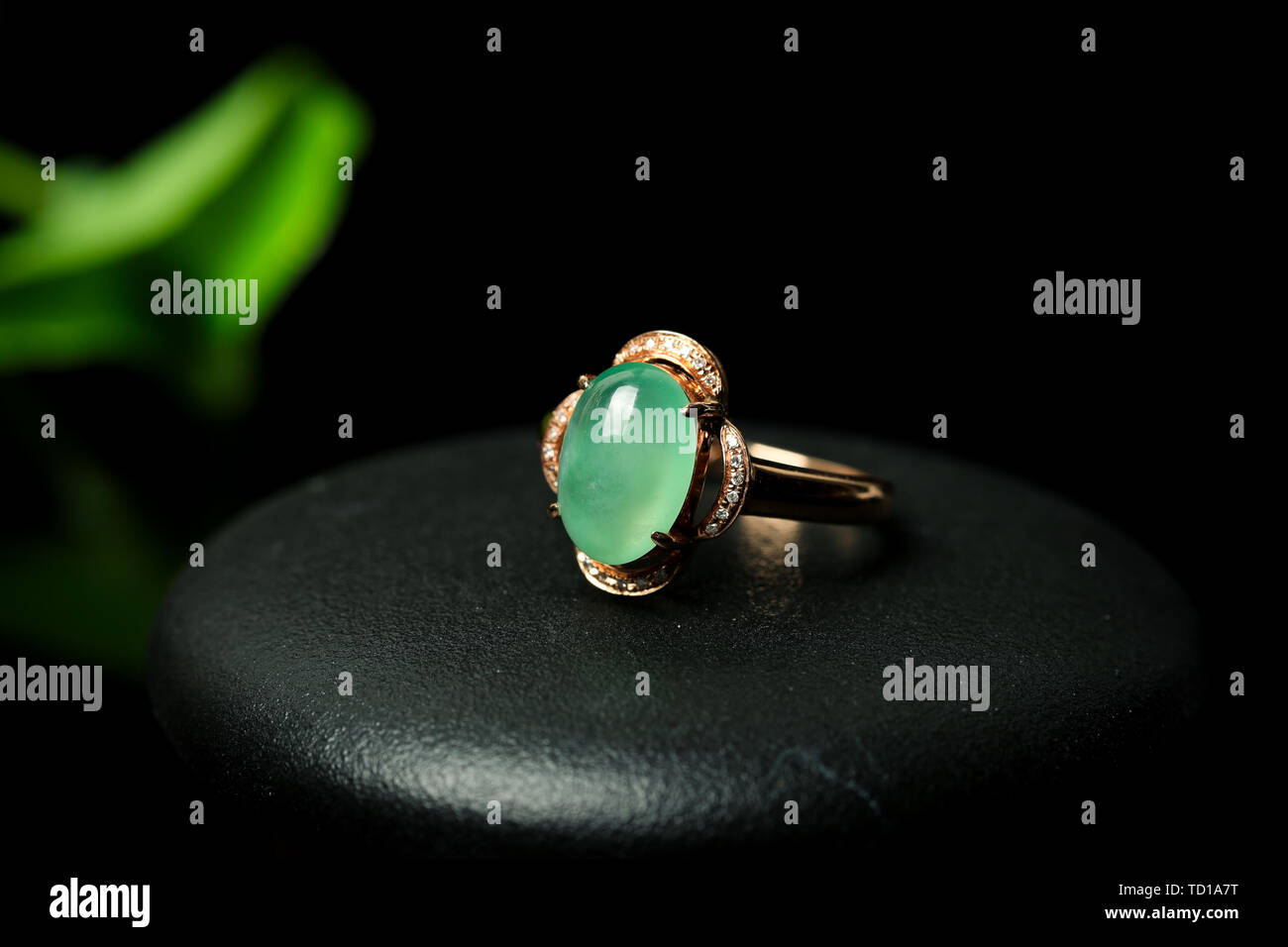 The emerald ring Stock Photo - Alamy