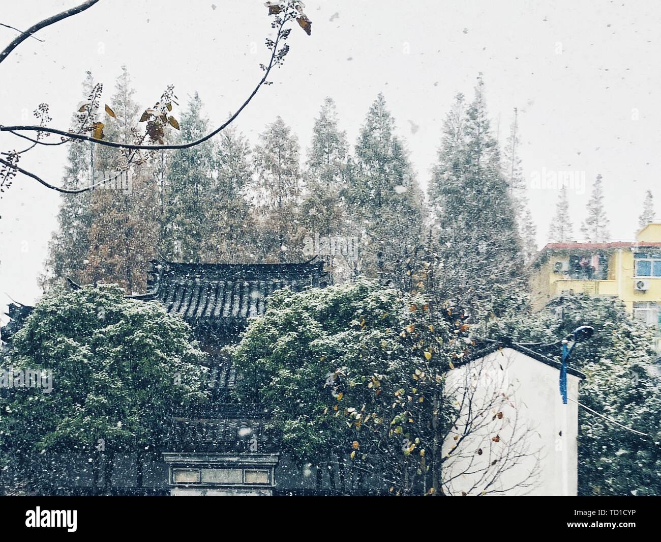 Shanghai jiaotong university architecture hi-res stock photography and ...