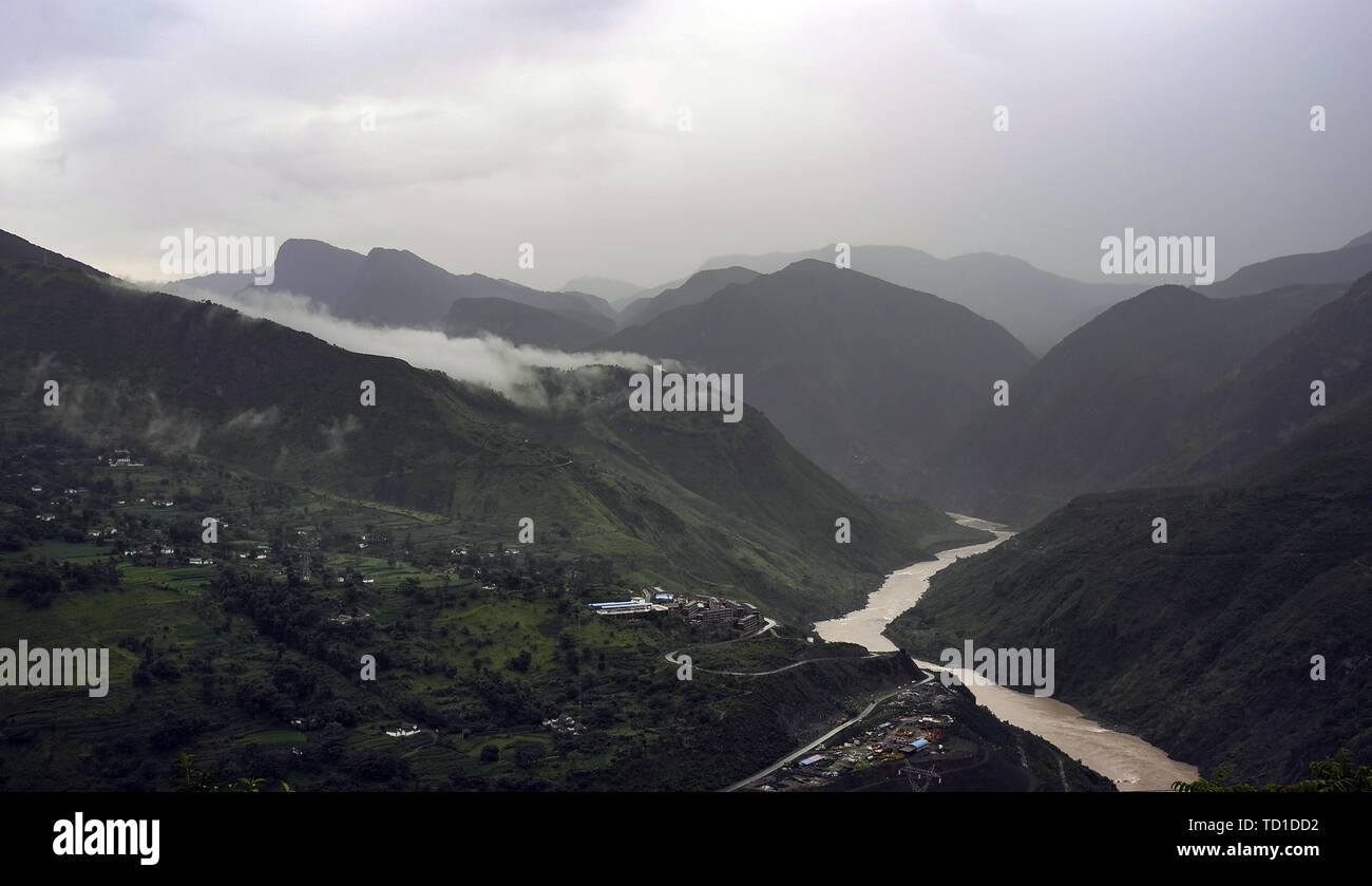 The scenery of the Jinsha River Stock Photo - Alamy