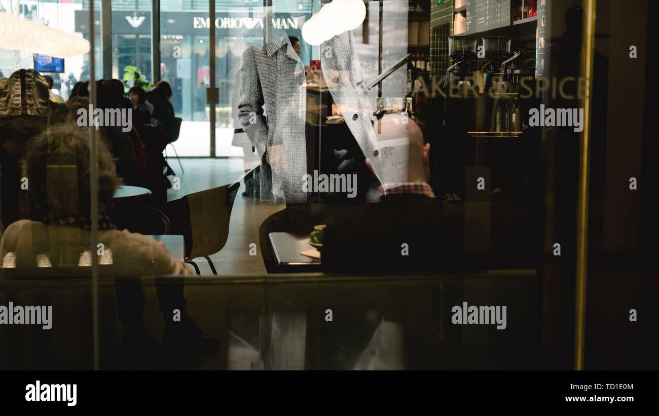 Random shots hi-res stock photography and images - Alamy