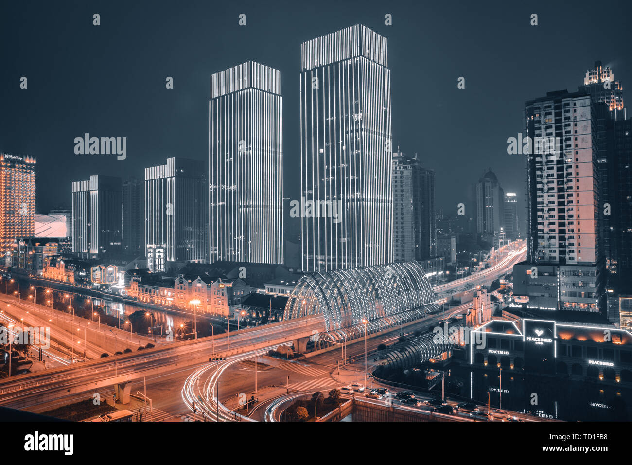 Commerce street viaduct hi-res stock photography and images - Alamy