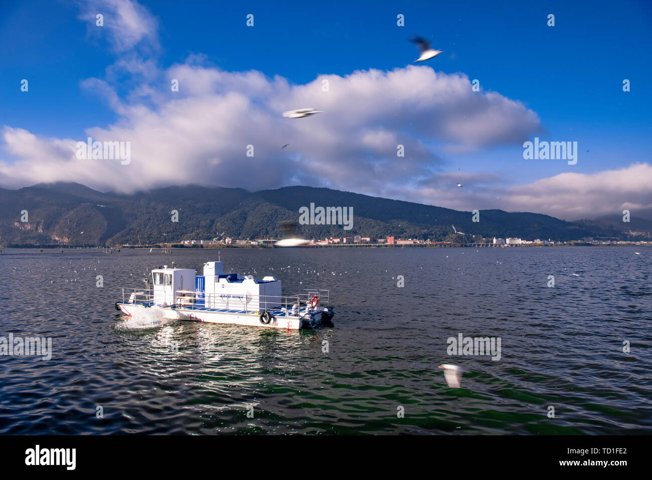 Beautiful scenery of Dianchi Lake on the Kunming Plateau Stock Photo ...