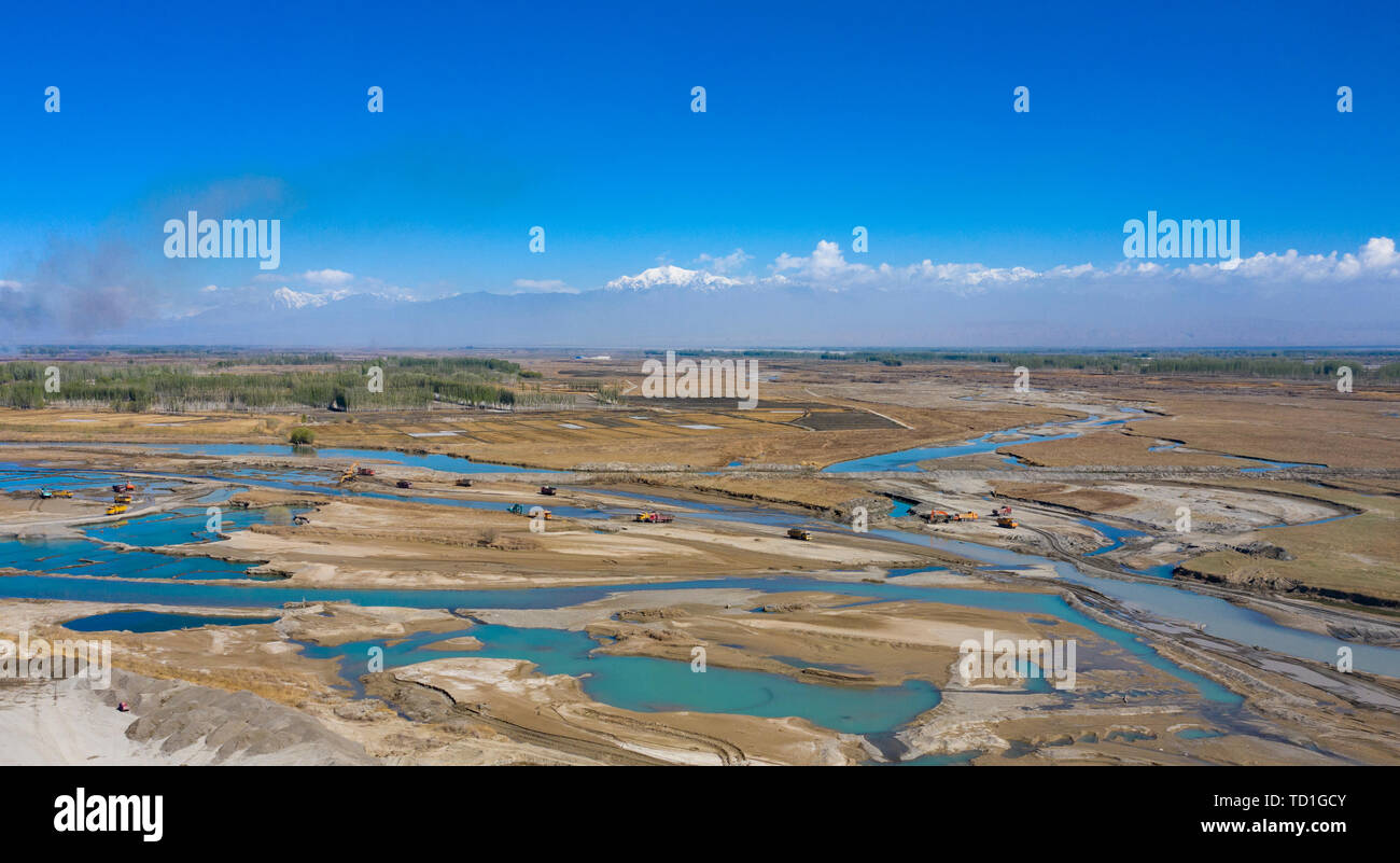 Tomur hi-res stock photography and images - Alamy