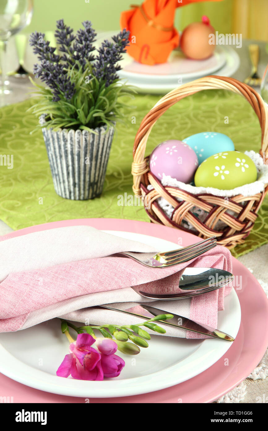 Easter table setting Stock Photo - Alamy