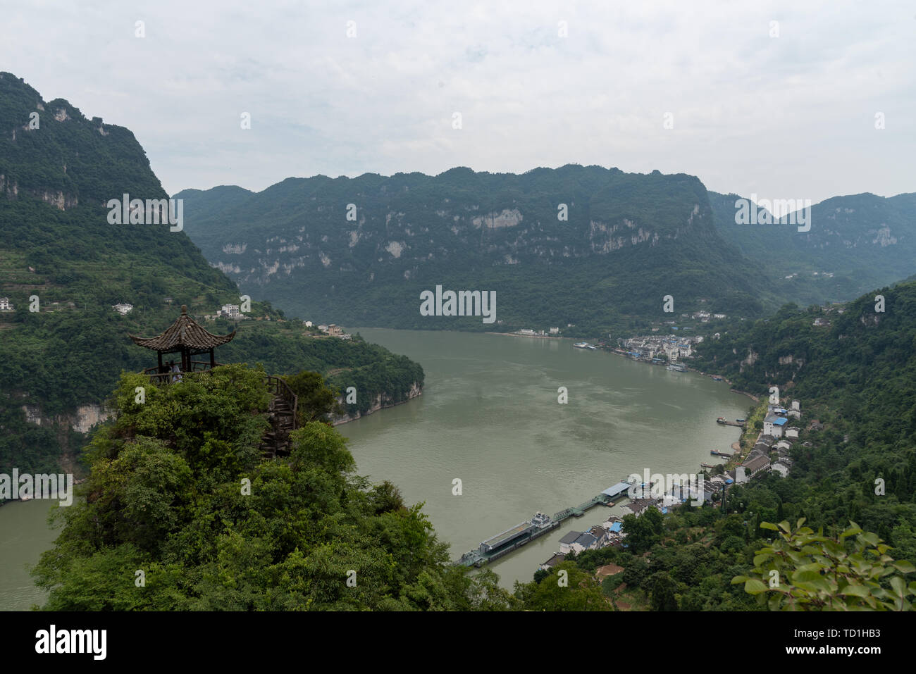 Three Gorges Dam scenery Stock Photo - Alamy
