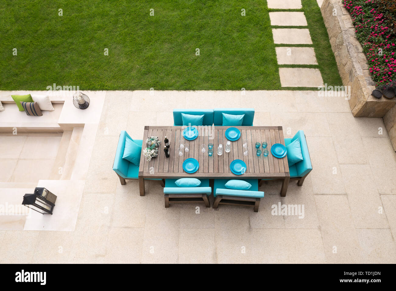 design and table house Stock Photo - Alamy