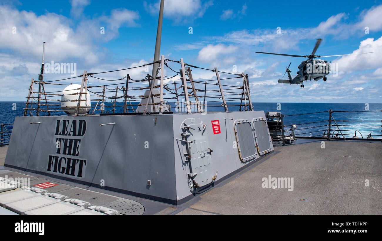 190603-N-NU281-1017 PACIFIC OCEAN (June 3, 2019) An MH-60R Sea Hawk ...