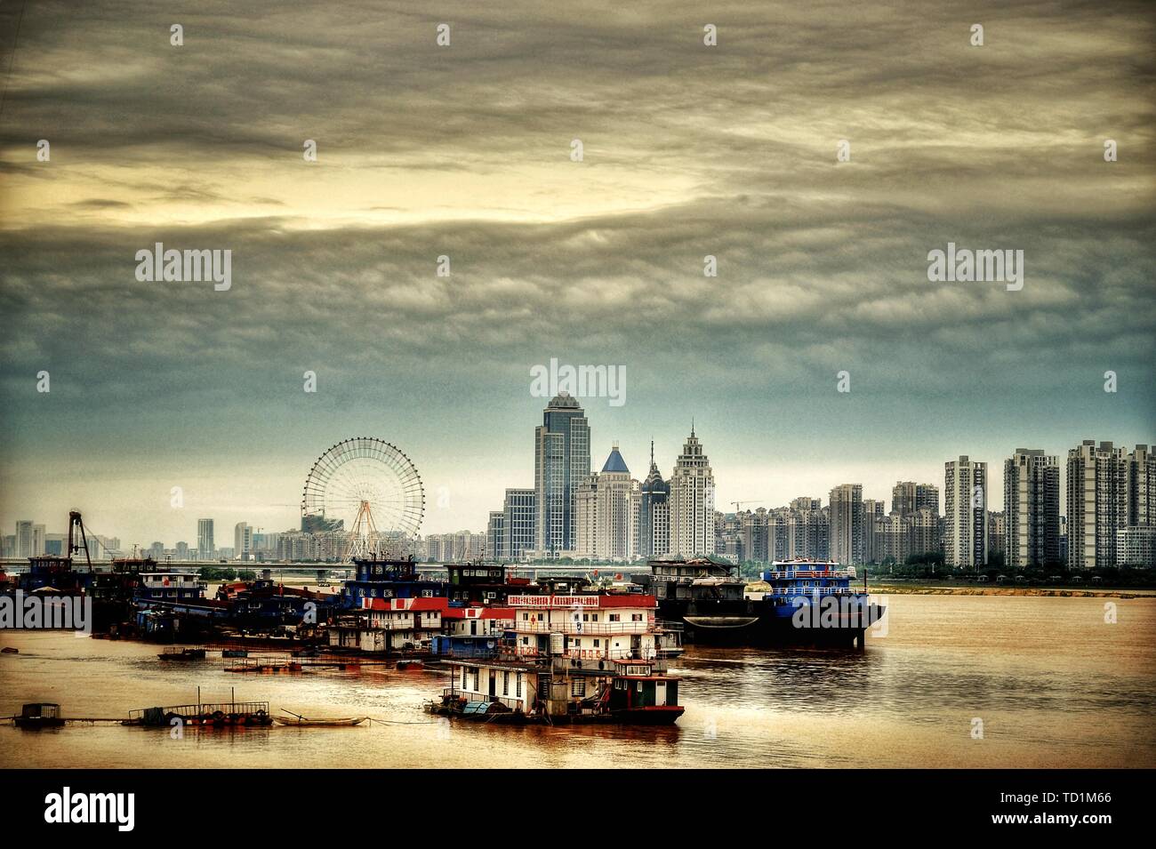 Ganjiang river hi-res stock photography and images - Alamy