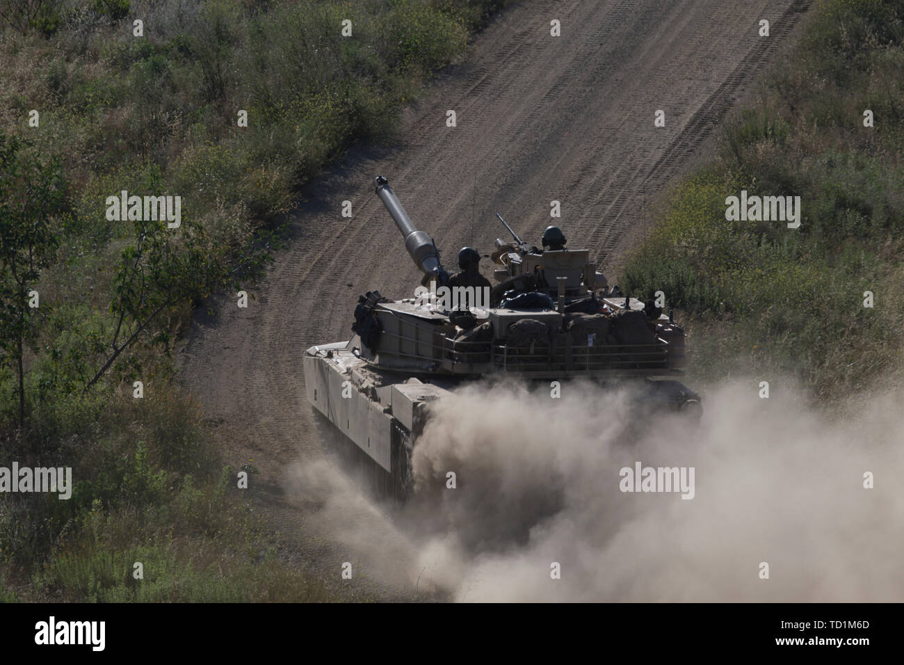 U.S. Marines with Charlie Company, 4th Tank Battalion, 4th Marine ...