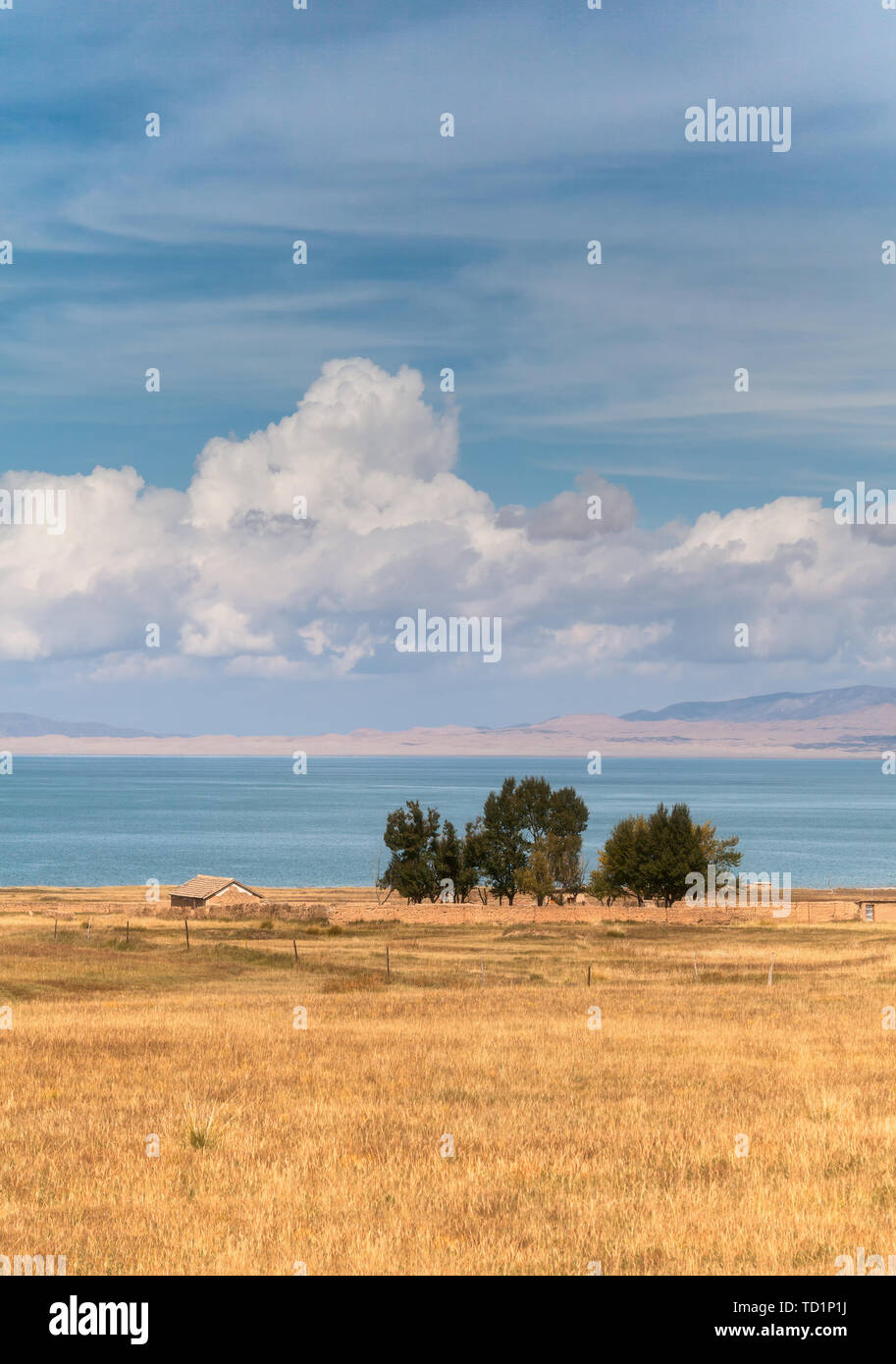 Comfortable weather with qinghai lake hi-res stock photography and ...