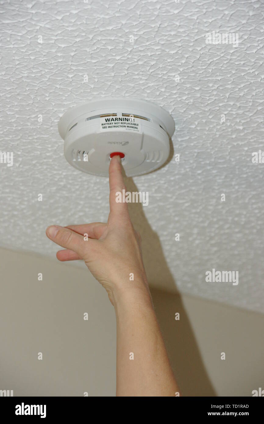 Community fire alarm hi-res stock photography and images - Alamy