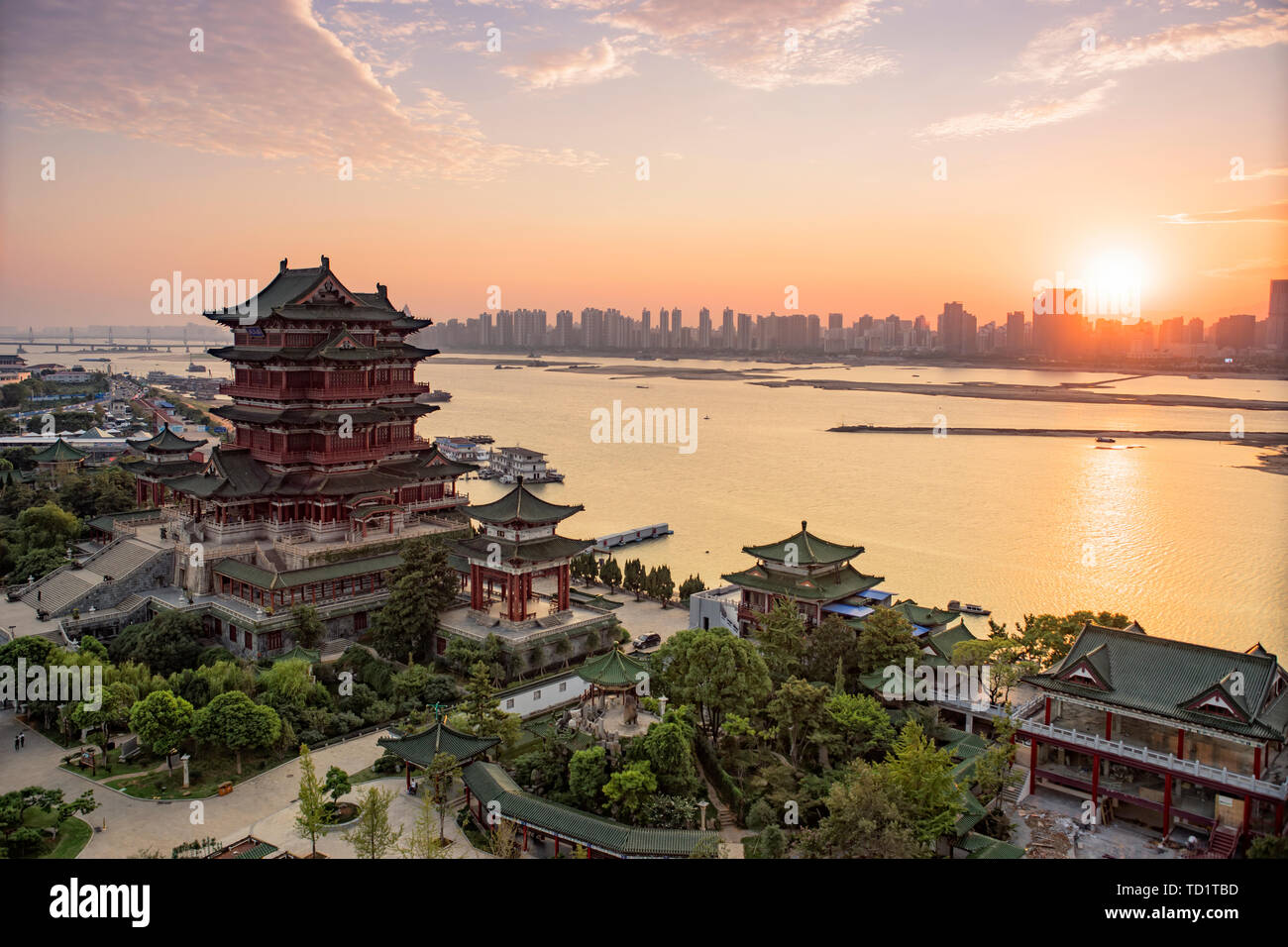 Teng Wang Pavilion in the setting sun Stock Photo - Alamy