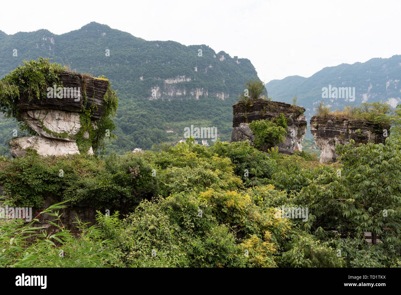 Three Gorges Dam scenery Stock Photo - Alamy
