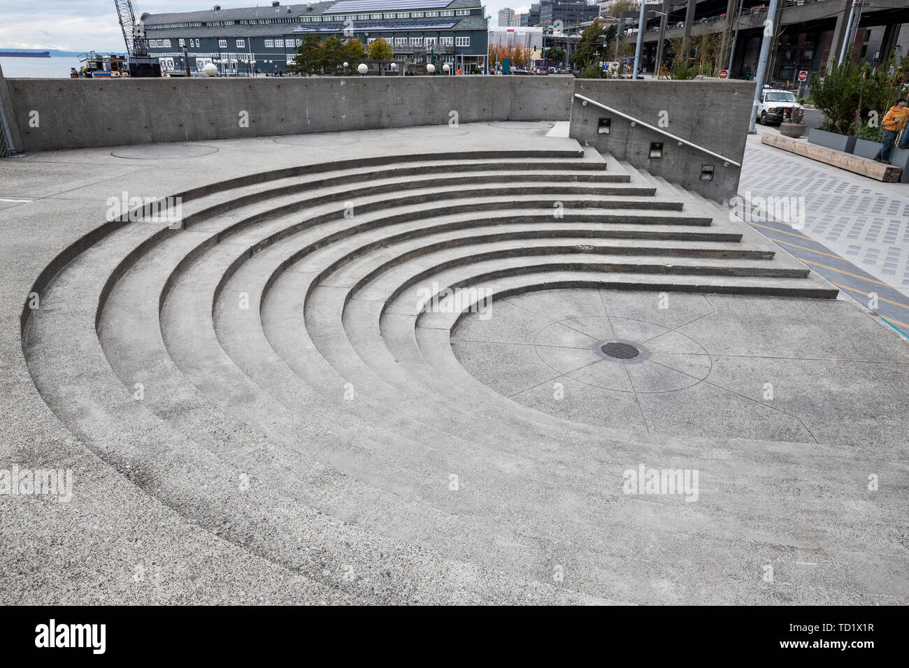 Empty ground front of building Stock Photo - Alamy