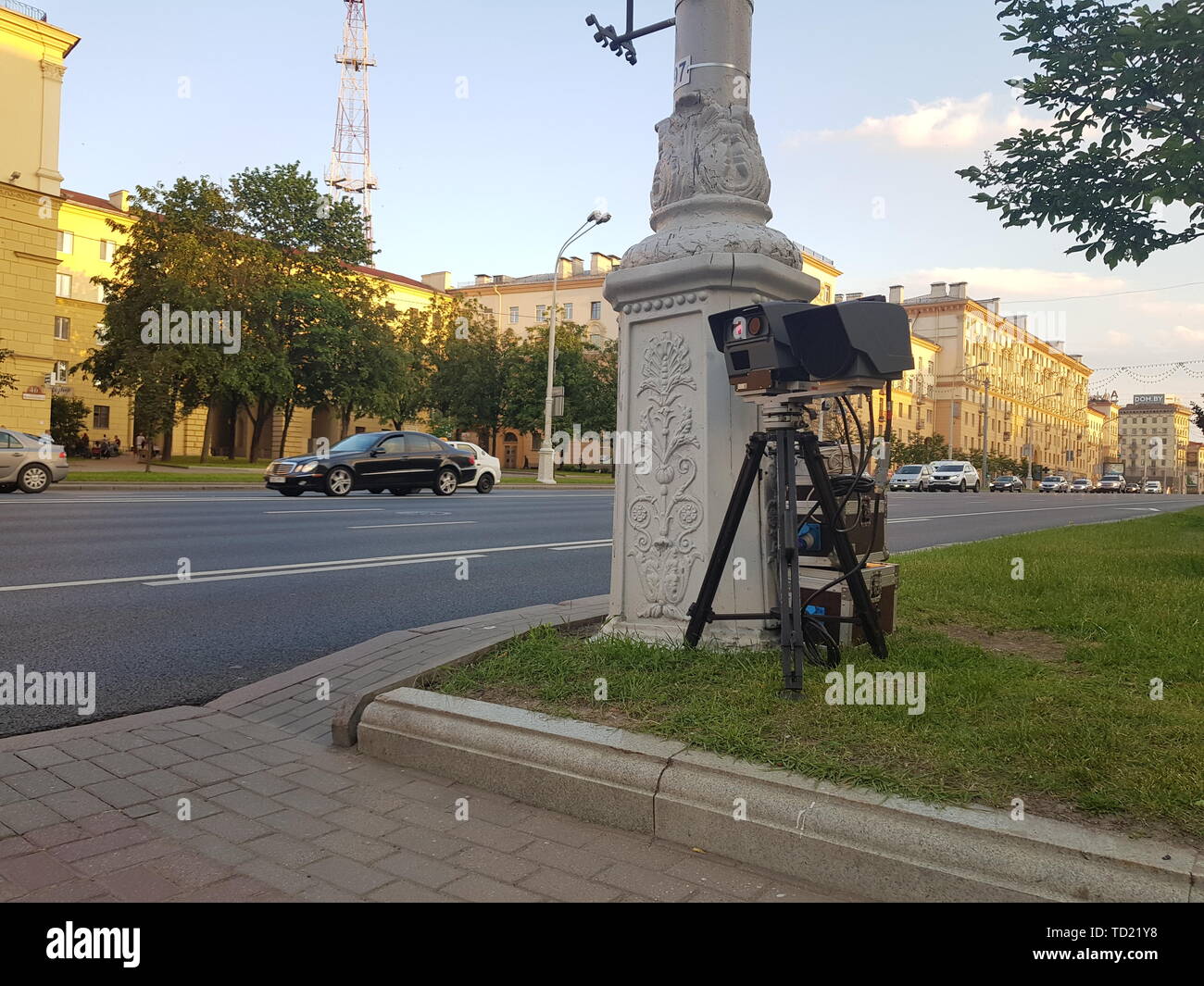 Cop car at speed radar hi-res stock photography and images - Alamy
