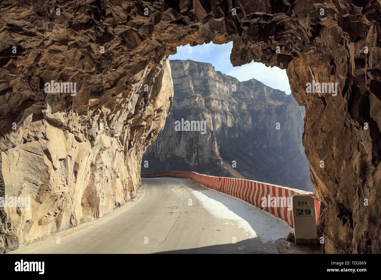 A steep walled highway Stock Photo - Alamy