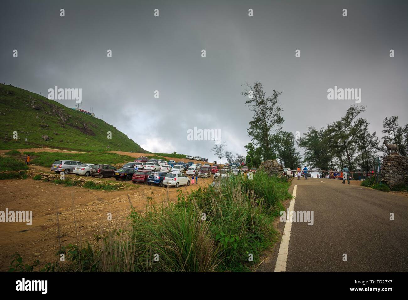 Vehicle parking area hi-res stock photography and images - Alamy