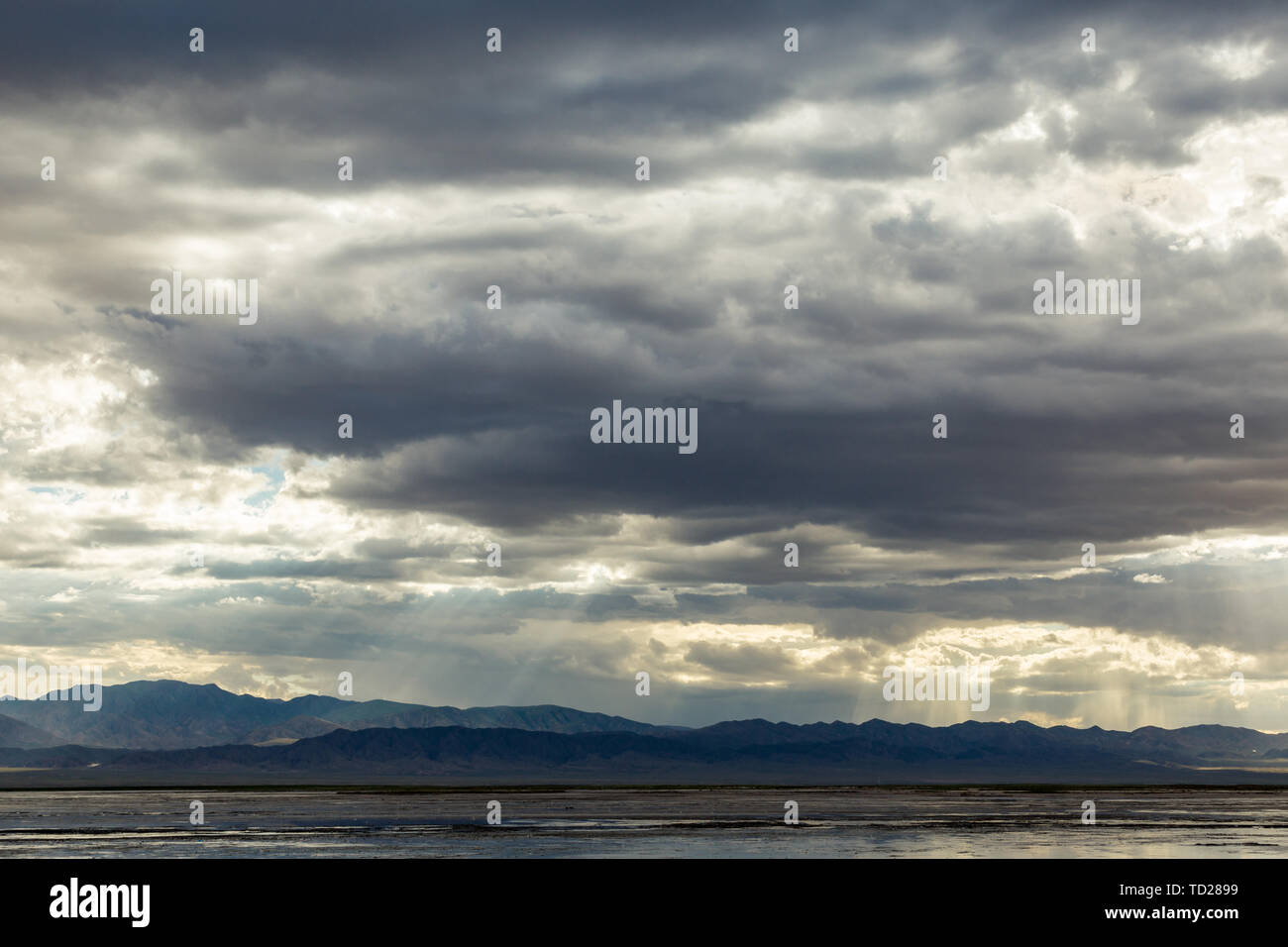 Ocean river light transportation system hi-res stock photography and ...
