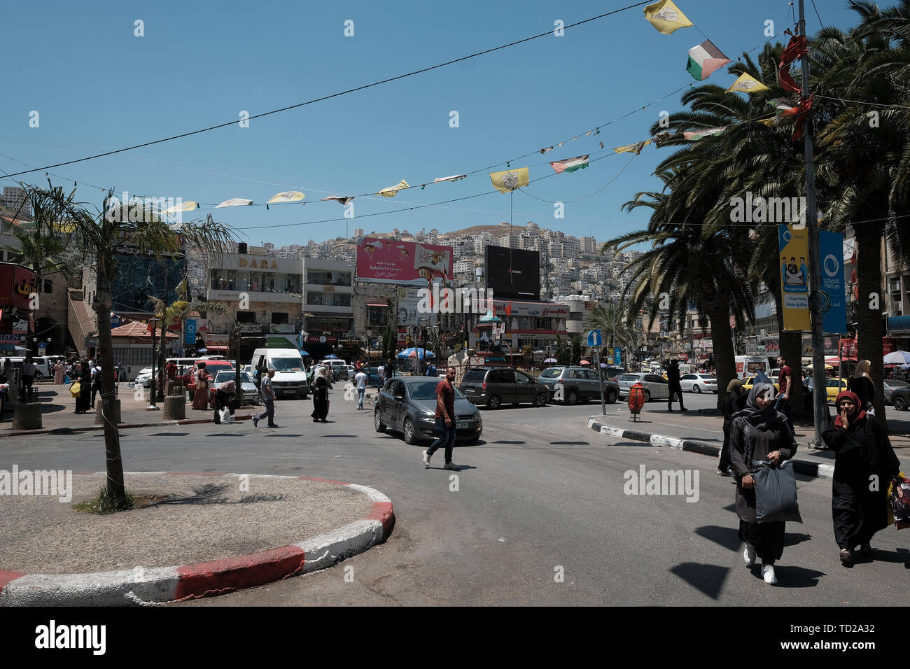 Nablus street hi-res stock photography and images - Alamy