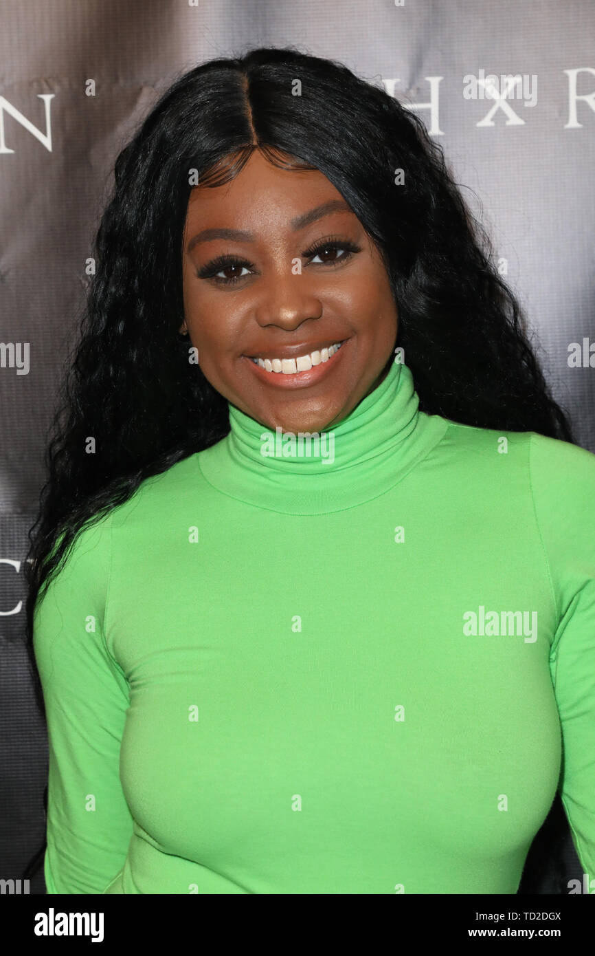 Tami Roman's Spring Shoe Release Party at Jessica Rich Collection in ...