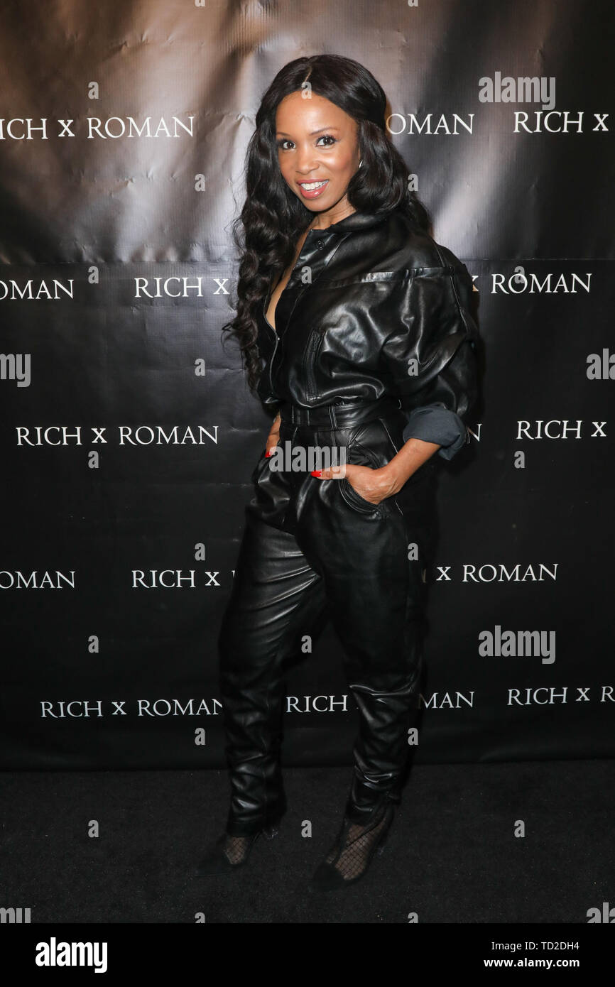 Tami Roman's Spring Shoe Release Party at Jessica Rich Collection in ...